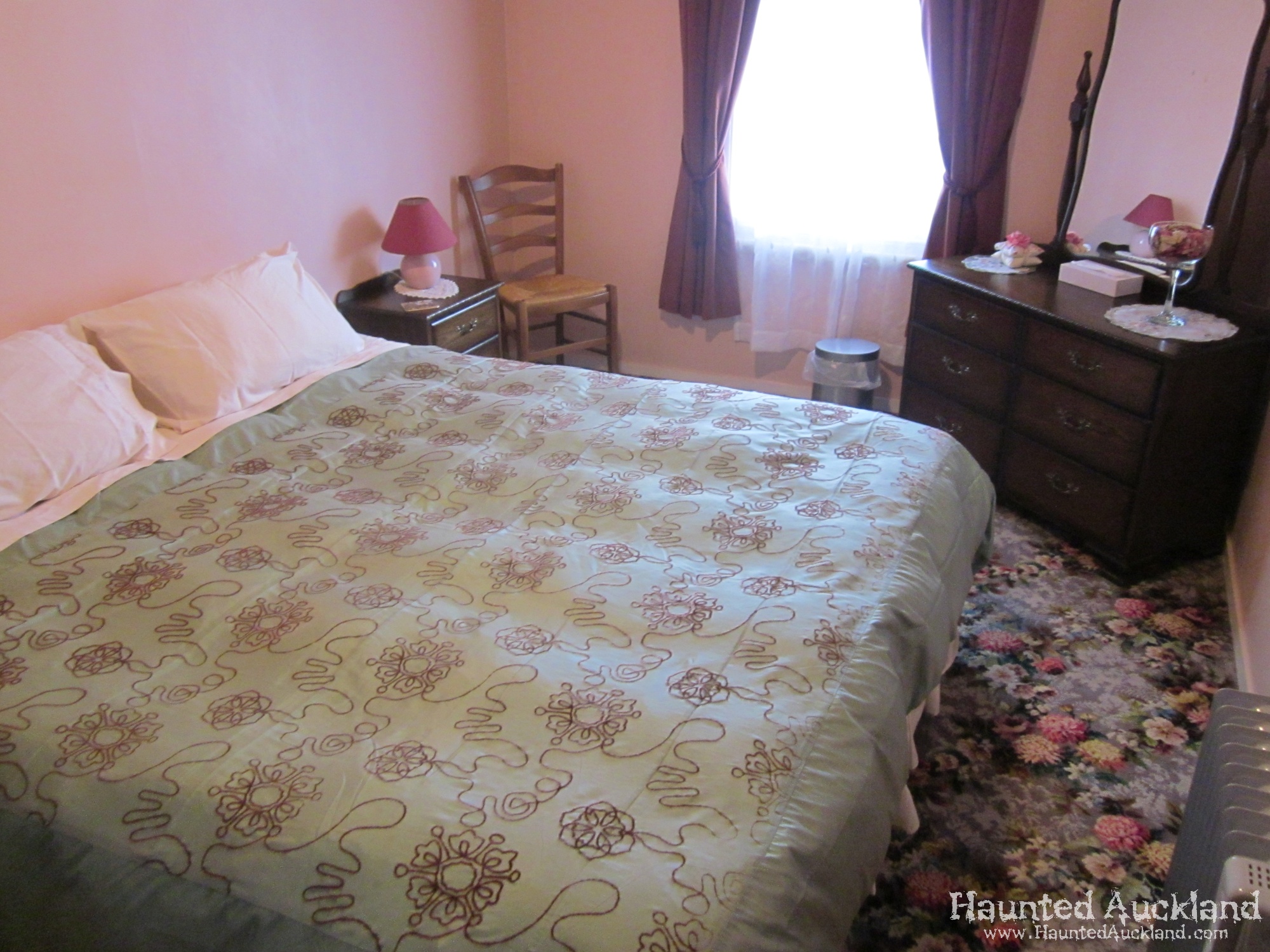 Mokena Boutique Hotel and Restaurant | Paranormal NZ